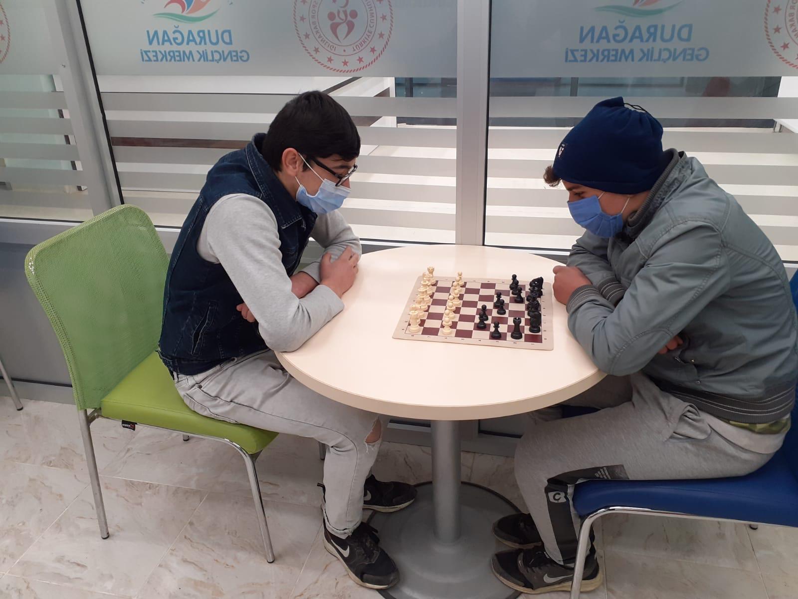 SATRANÇ AKLIN JİMNASTİĞİDİR - Gönüllüyüz BİZ